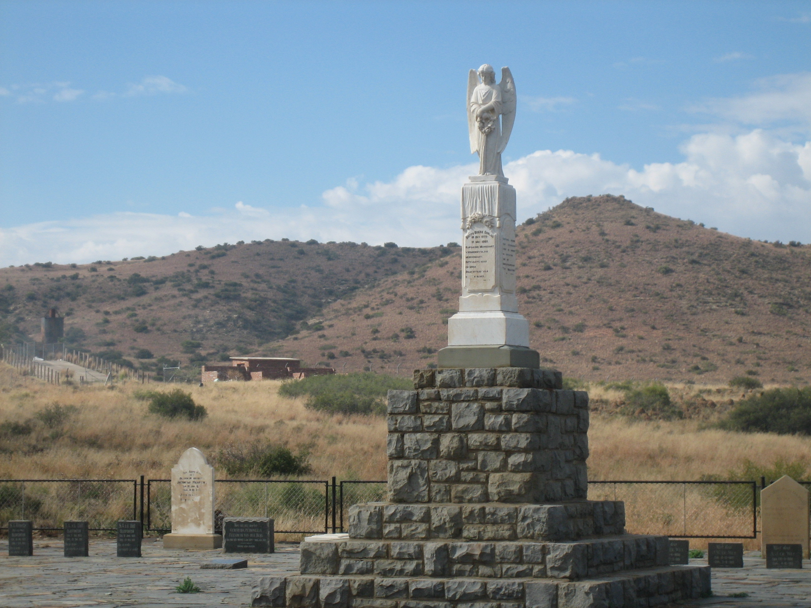 Bethulie: Bethulie Gedenktuin – South African War Memorials & After