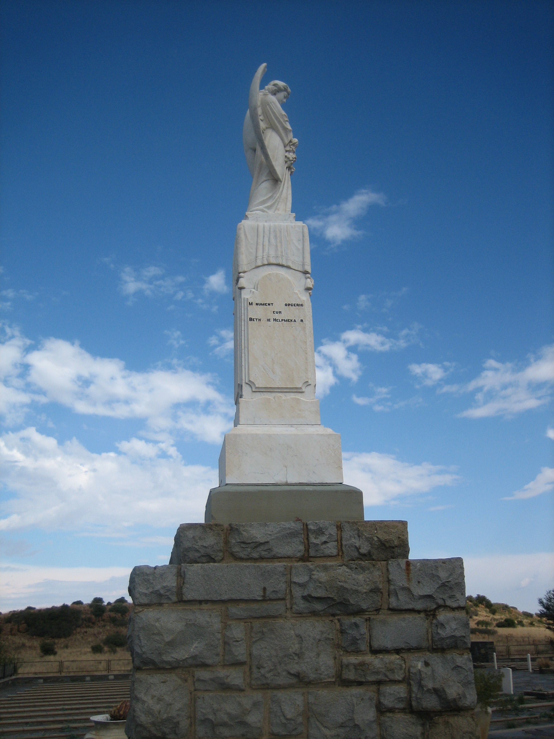 Bethulie: Bethulie Gedenktuin – South African War Memorials & After